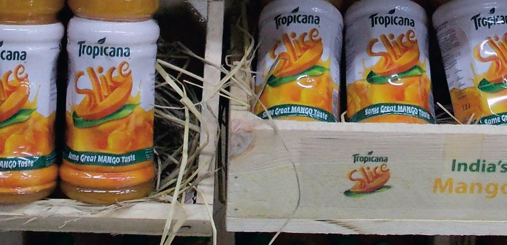 POP Parade August 2016 - Point of Purchase International Network