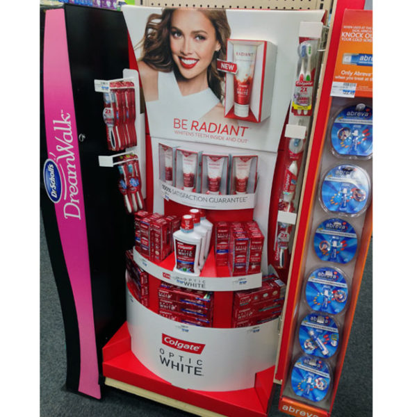 Colgate End Cap Promotes Whiter Smile - Point of Purchase International ...