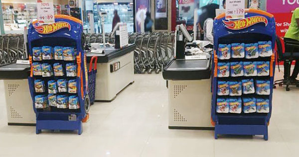 Hot Wheels Car Display Revs Into Retail - Point of Purchase ...