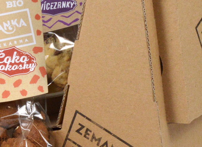 Chuckit! Display Celebrates 20 Years Of Being Launched - Point of ...