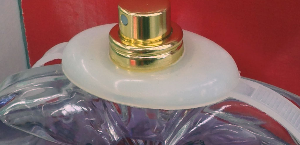 Celeb Fragrance Display Secures Try Me Testers - Point of Purchase ...