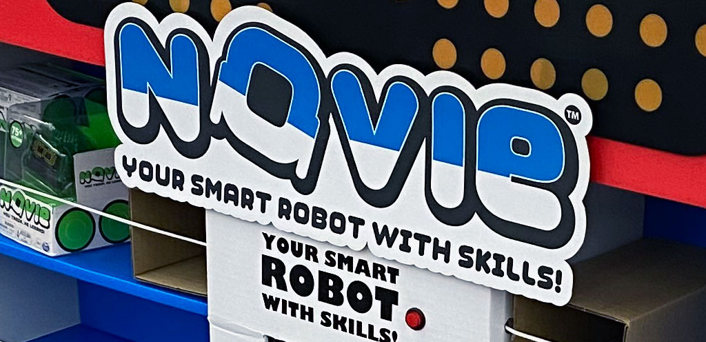 Novie Smart Robot Display Rolls Into Retail - Point of Purchase ...