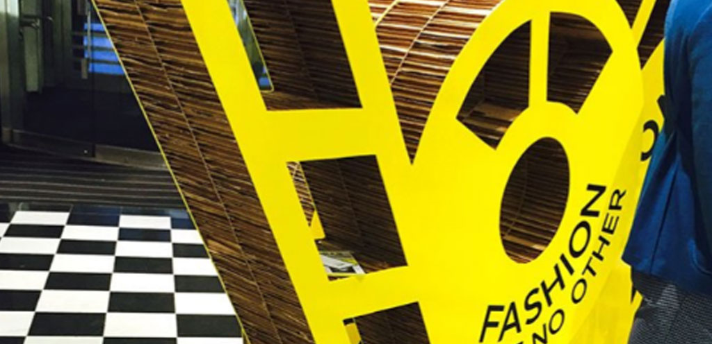 Eco-Friendly And Recyclable Falconboard - Point of Purchase ...